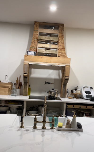 7 Step Guide on how to build our DIY Range Hood - on lakeshore drive
