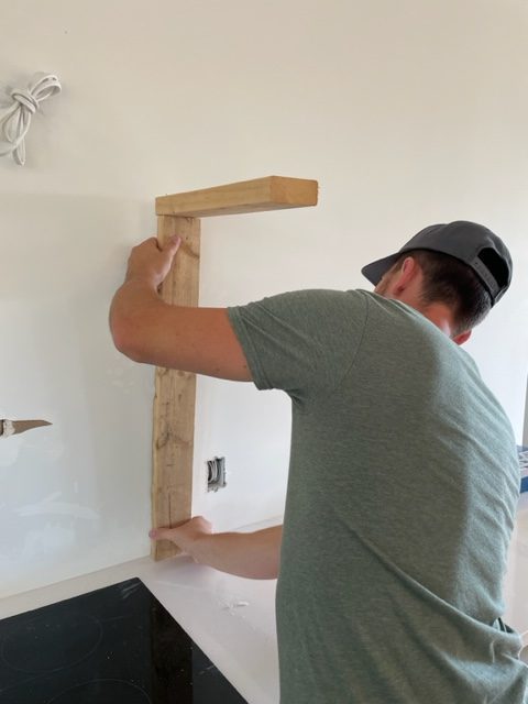 7 Step Guide on how to build our DIY Range Hood - on lakeshore drive