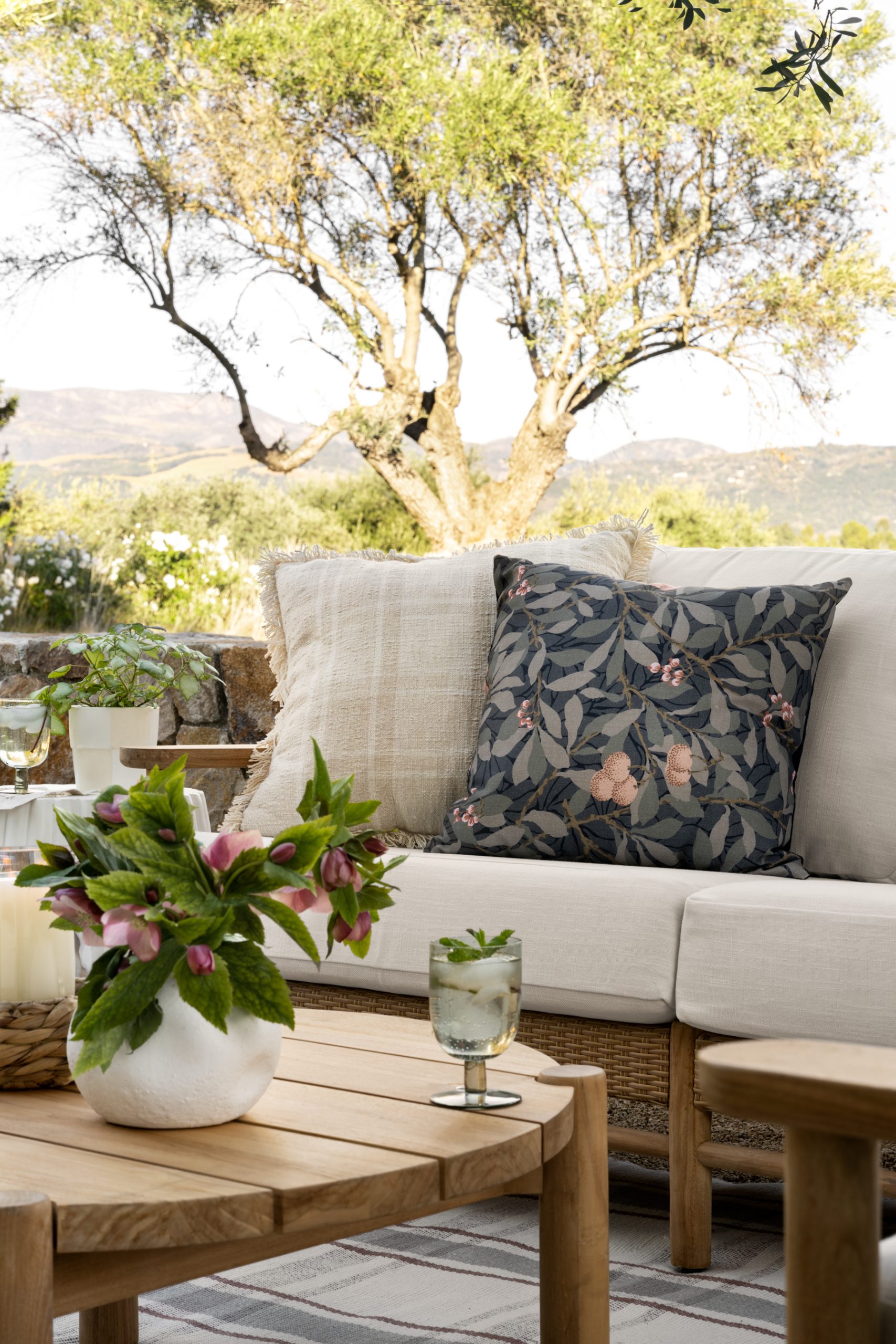 10 ways to transform your outdoor space - on lakeshore drive
