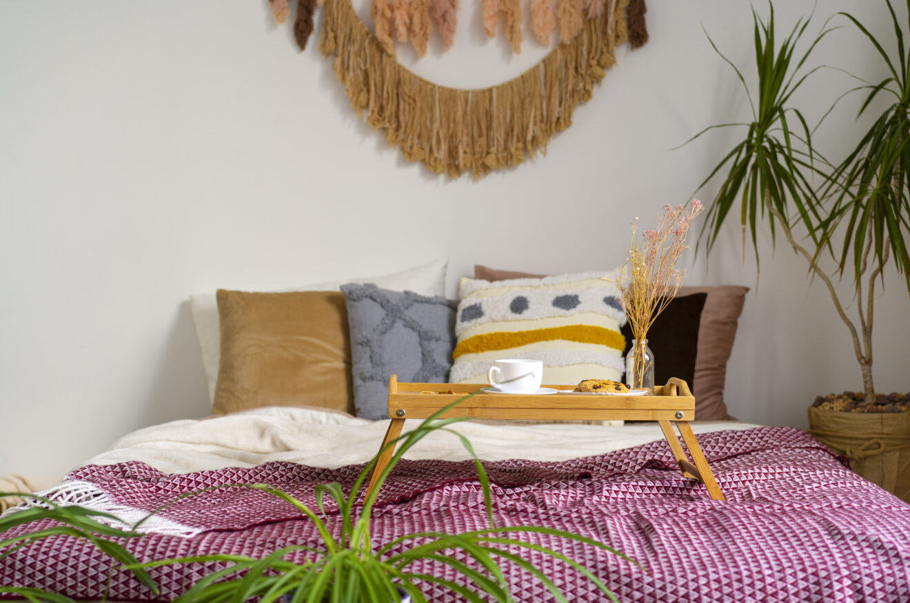 12 outdated home decor trends in 2024 - on lakeshore drive